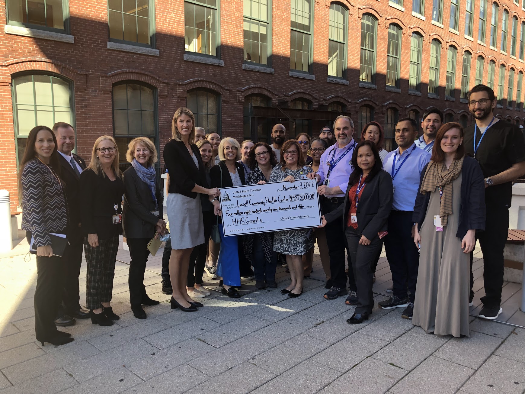 Trahan Announces Nearly $5-million for LCHC - InsideLowell