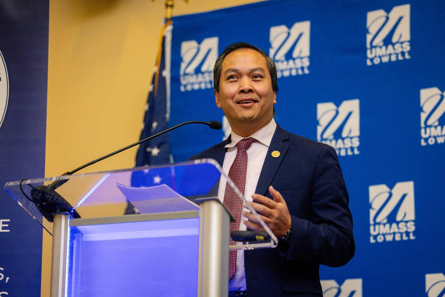 White House Officials Visit UMass Lowell - InsideLowell