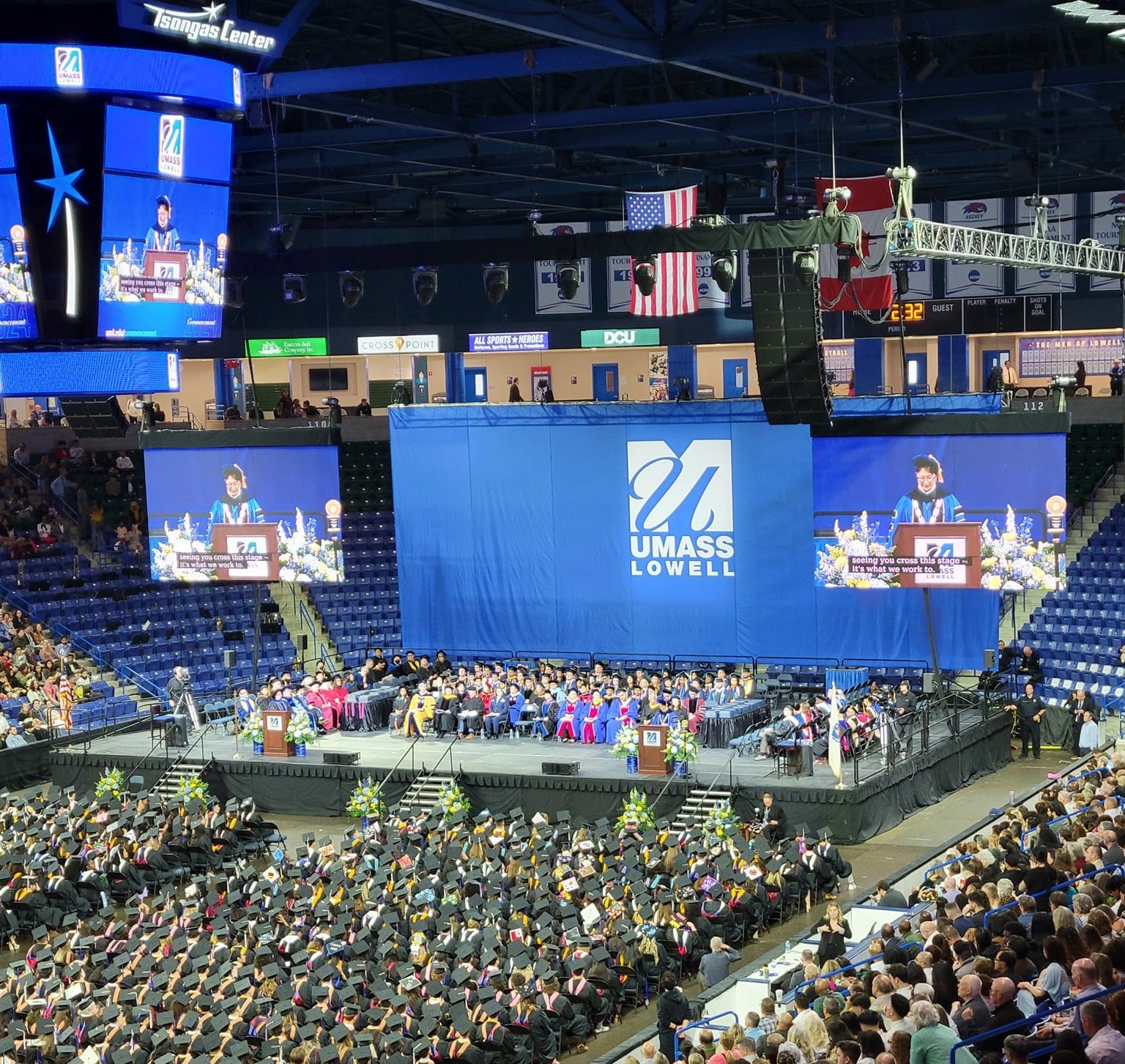 Student Stories Lead 33rd UMass Lowell Commencement Ceremonies ...