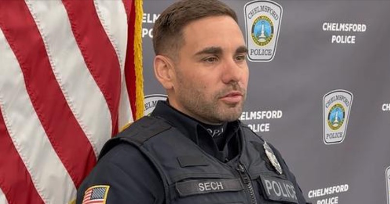 Vacationing Officer Saves Drowning 2-Year Old - InsideLowell