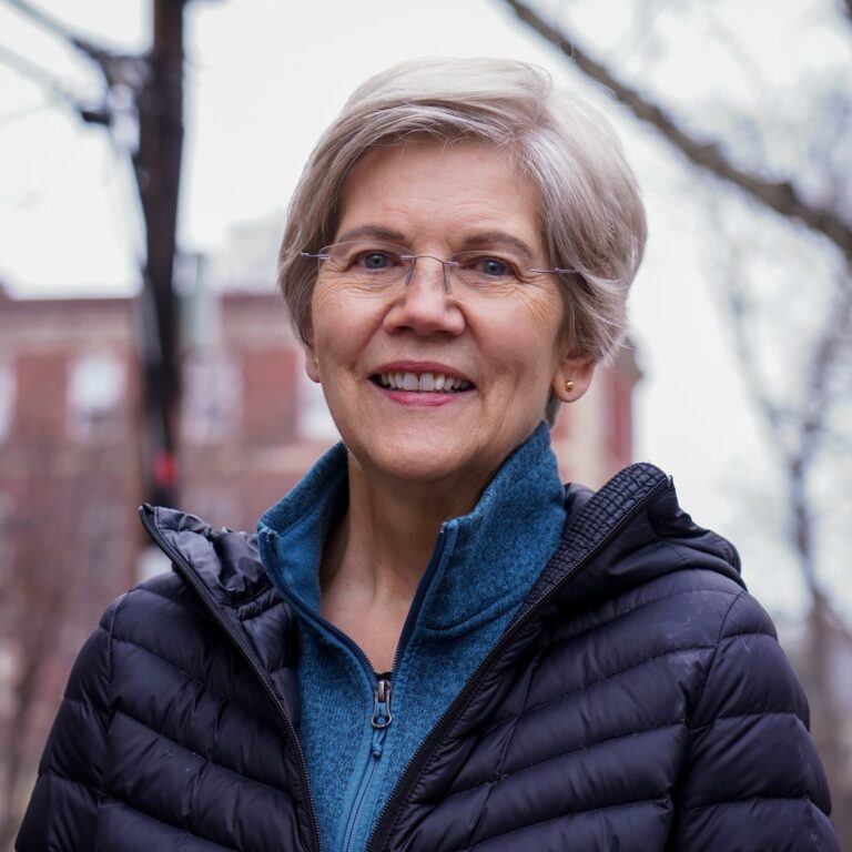 Senator Warren in Lowell Tuesday - InsideLowell