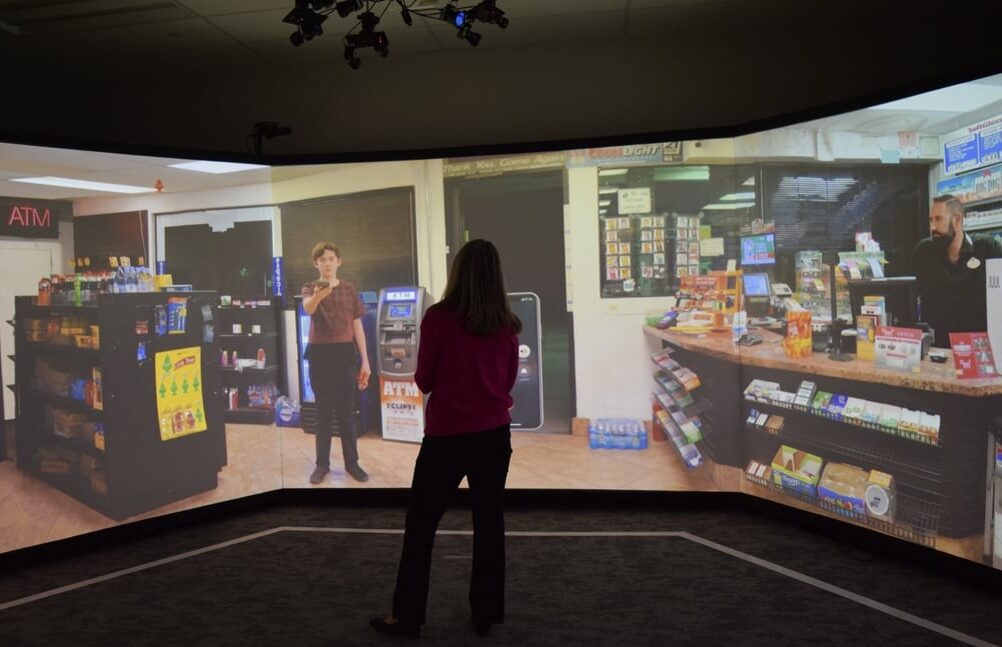 Virtual Reality Training System Enhances LPD's Training for De ...